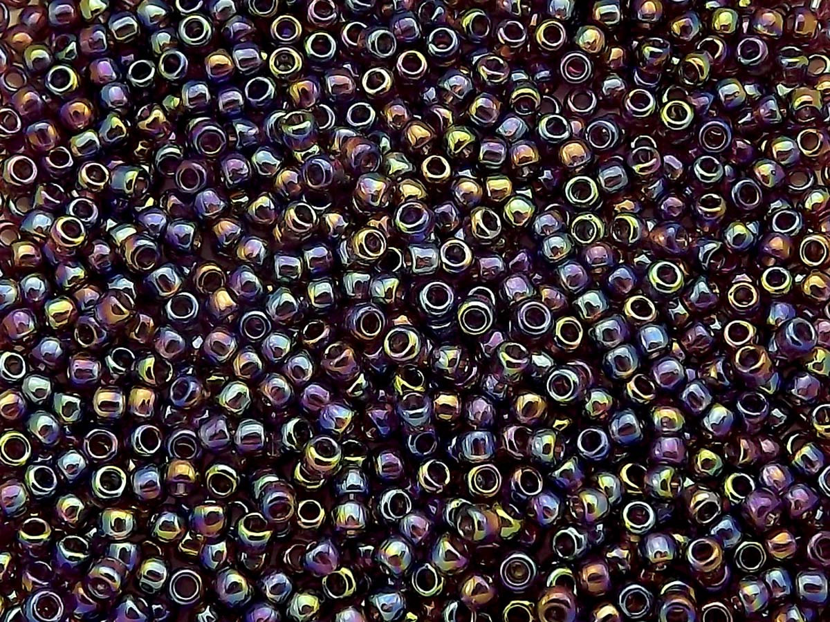 TOHO™ Round 15/0 / Transparent-Rainbow / Amethyst / 10g / ~1400szt